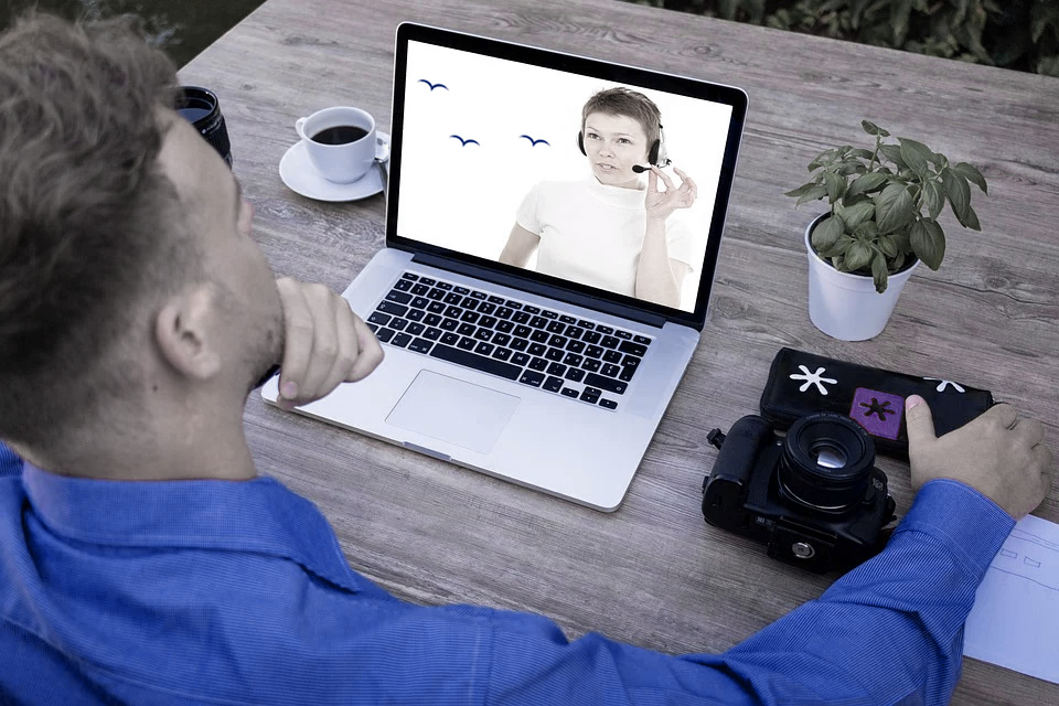 Video conferencing interview – tips for a first timer | First Beacon ...